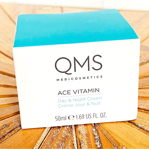Qms Medicosmetics | Skincare | Nwt Qms Ace Vitamin Day And Night Face ...